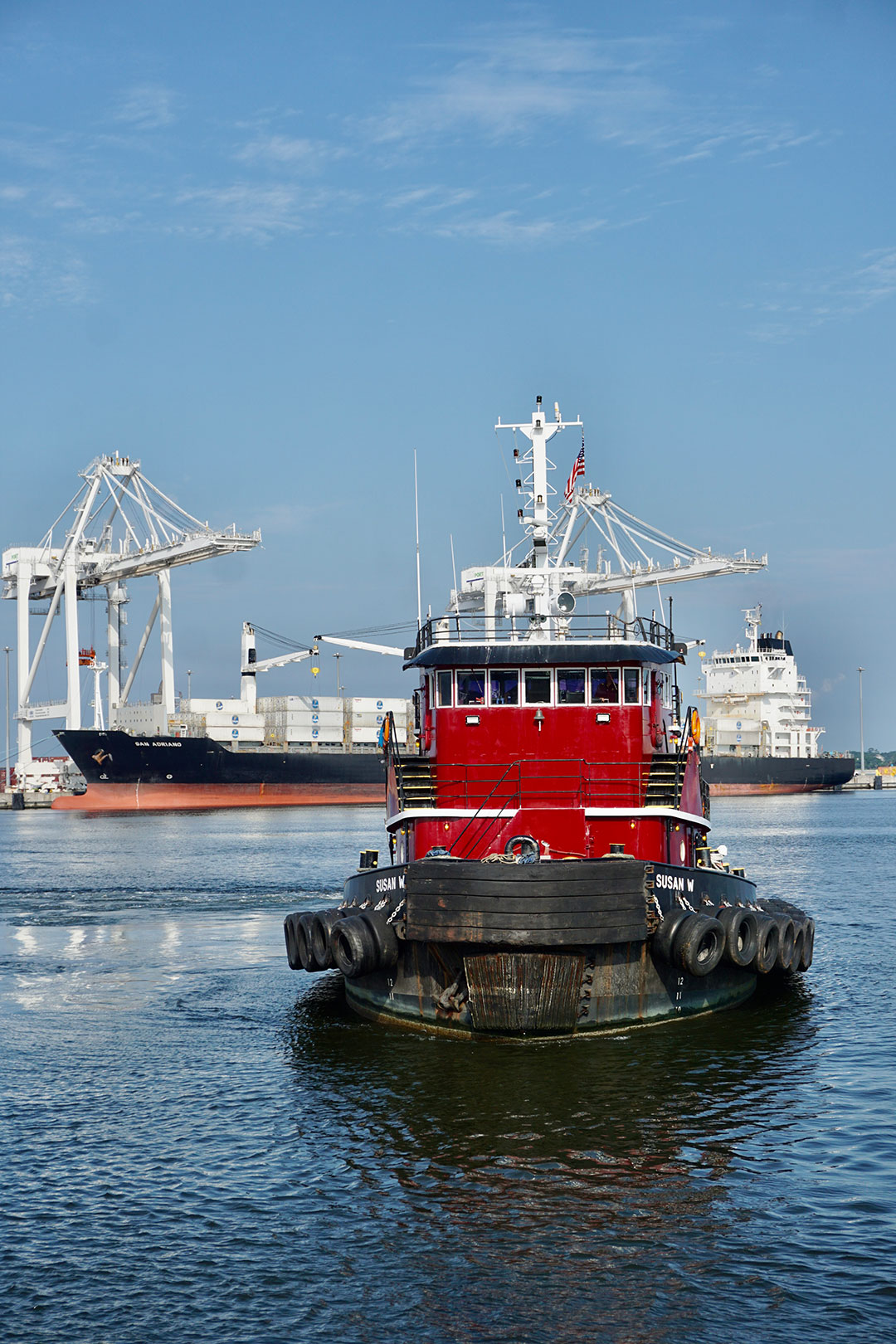 Banana boats to barges, Gulfport Towing crews keep cargo moving in ...