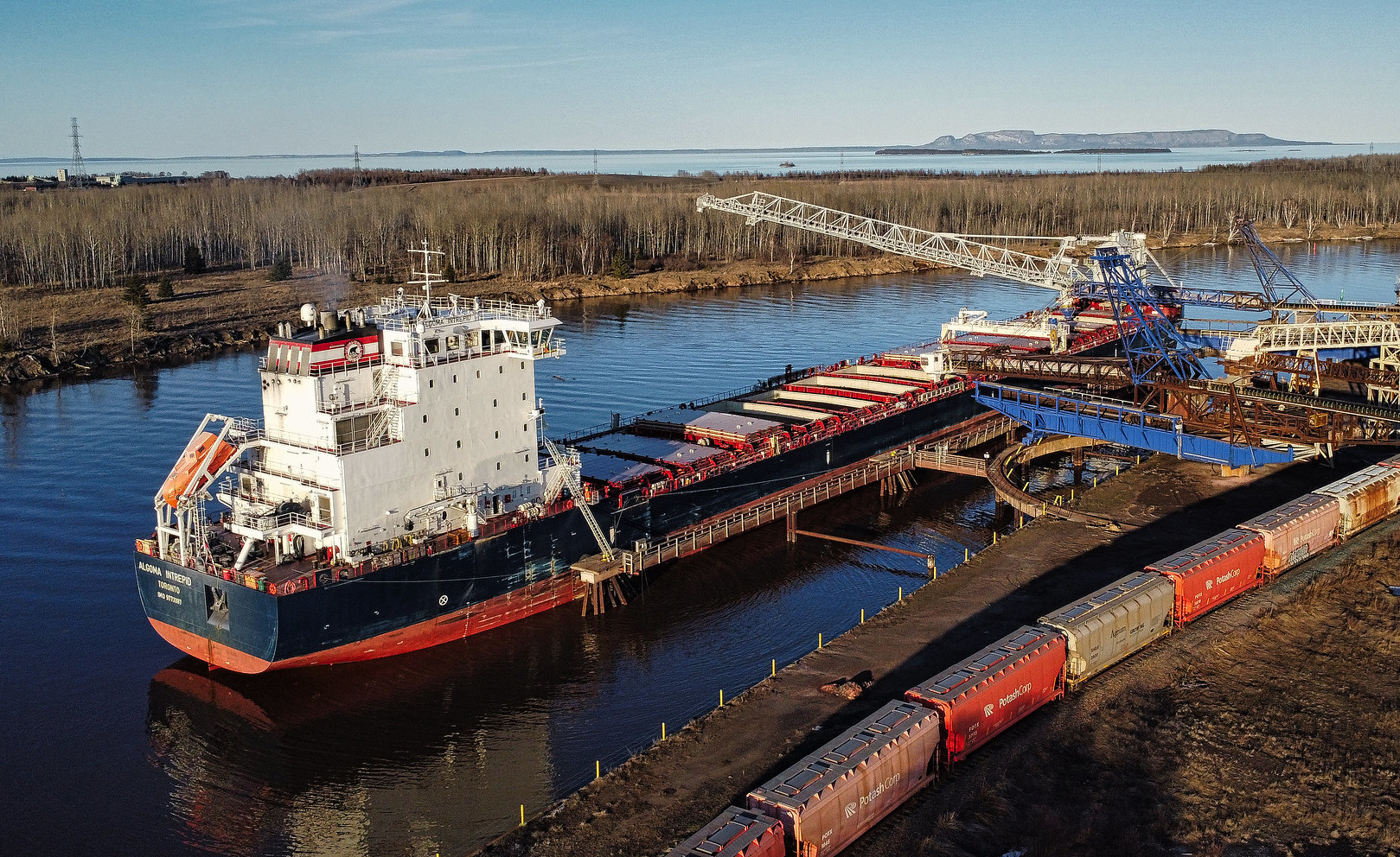 Great Lakes-Seaway cargo up 7 percent in 2021 – Professional Mariner