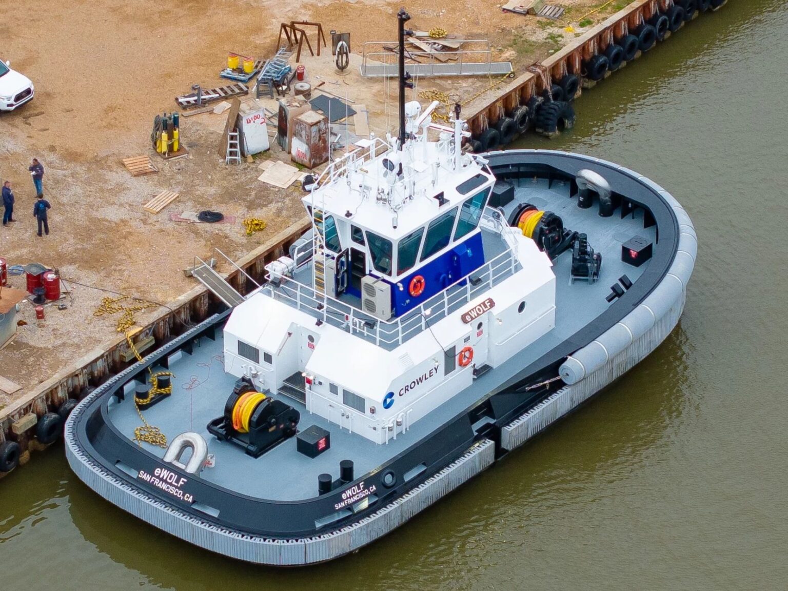 Crowley takes delivery of first fully electric tug in U.S ...