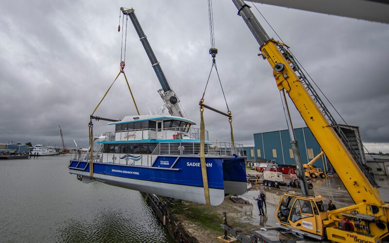 New University of Wisconsin-Superior research vessel replaces old ...